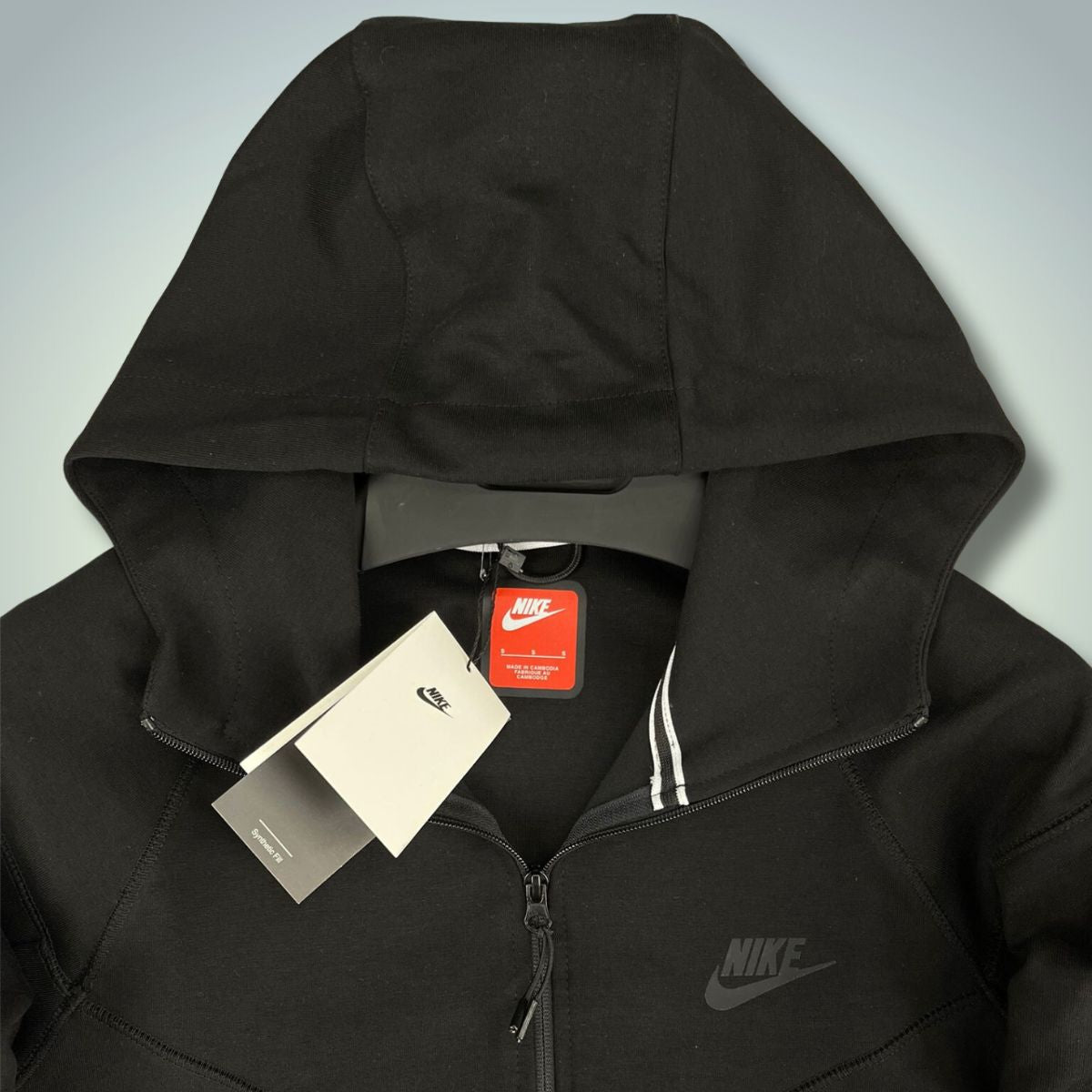 Nike Tech Fleece muška trenirka, crna. Model 2023. Vrhunska kvaliteta ...